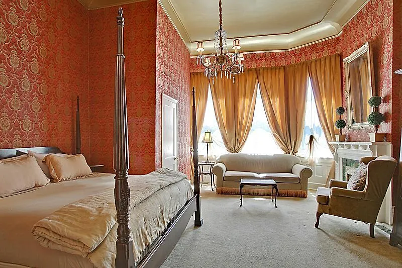 CORNSTALK HOTEL NEW ORLEANS | BOOK NOW & SAVE ON YOUR STAY IN NEW ORLEANS
